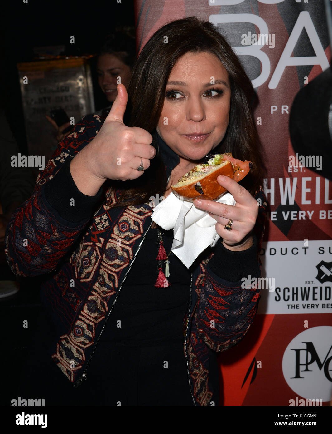 MIAMI BEACH, FL - FEBRUARY 26: Celebrity cook and author Rachael Ray ...