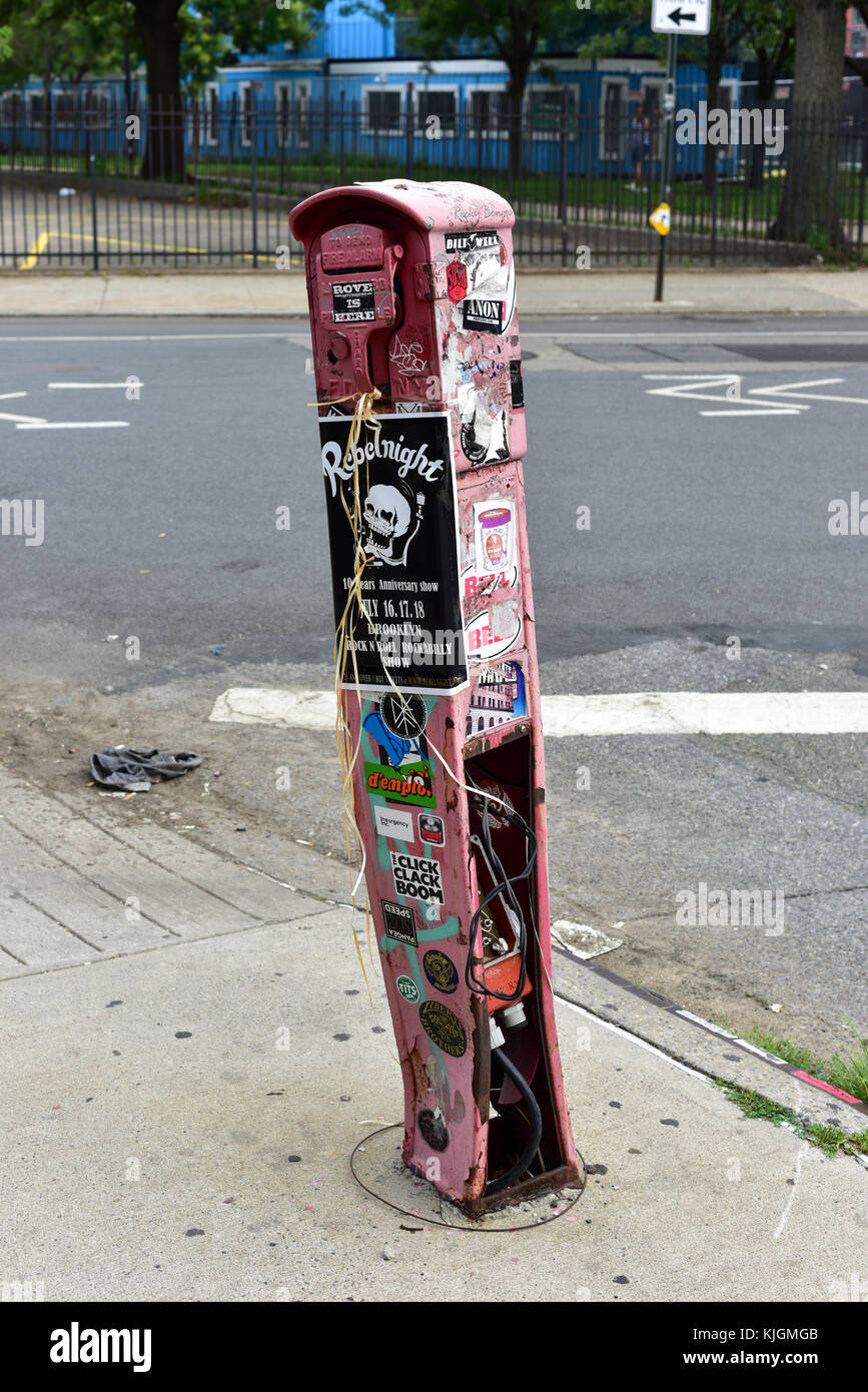 Callbox art hi-res stock photography and images - Alamy