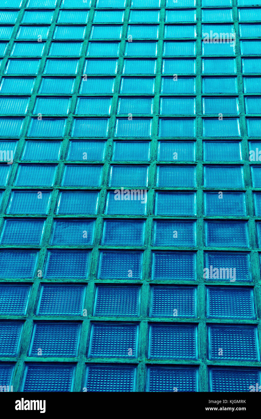 Glass squares hi-res stock photography and images - Alamy