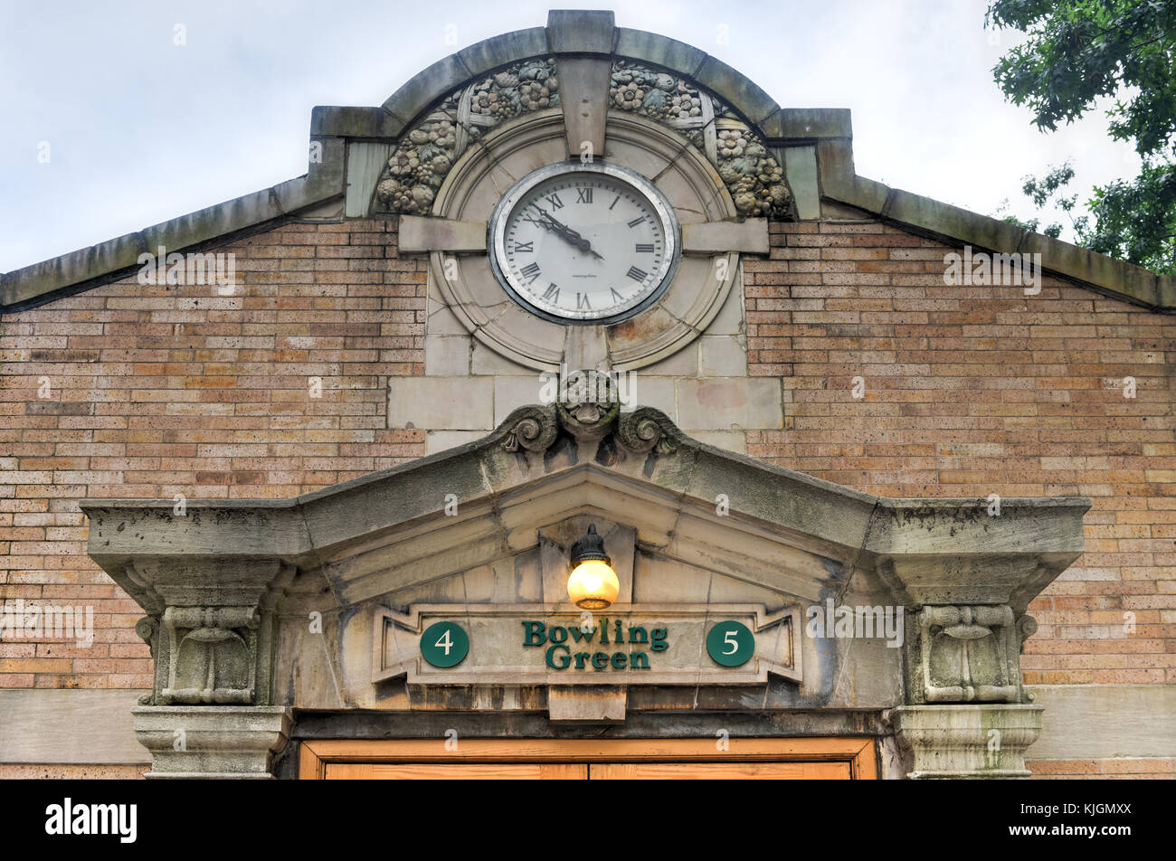 Bowling green station hi-res stock photography and images - Alamy