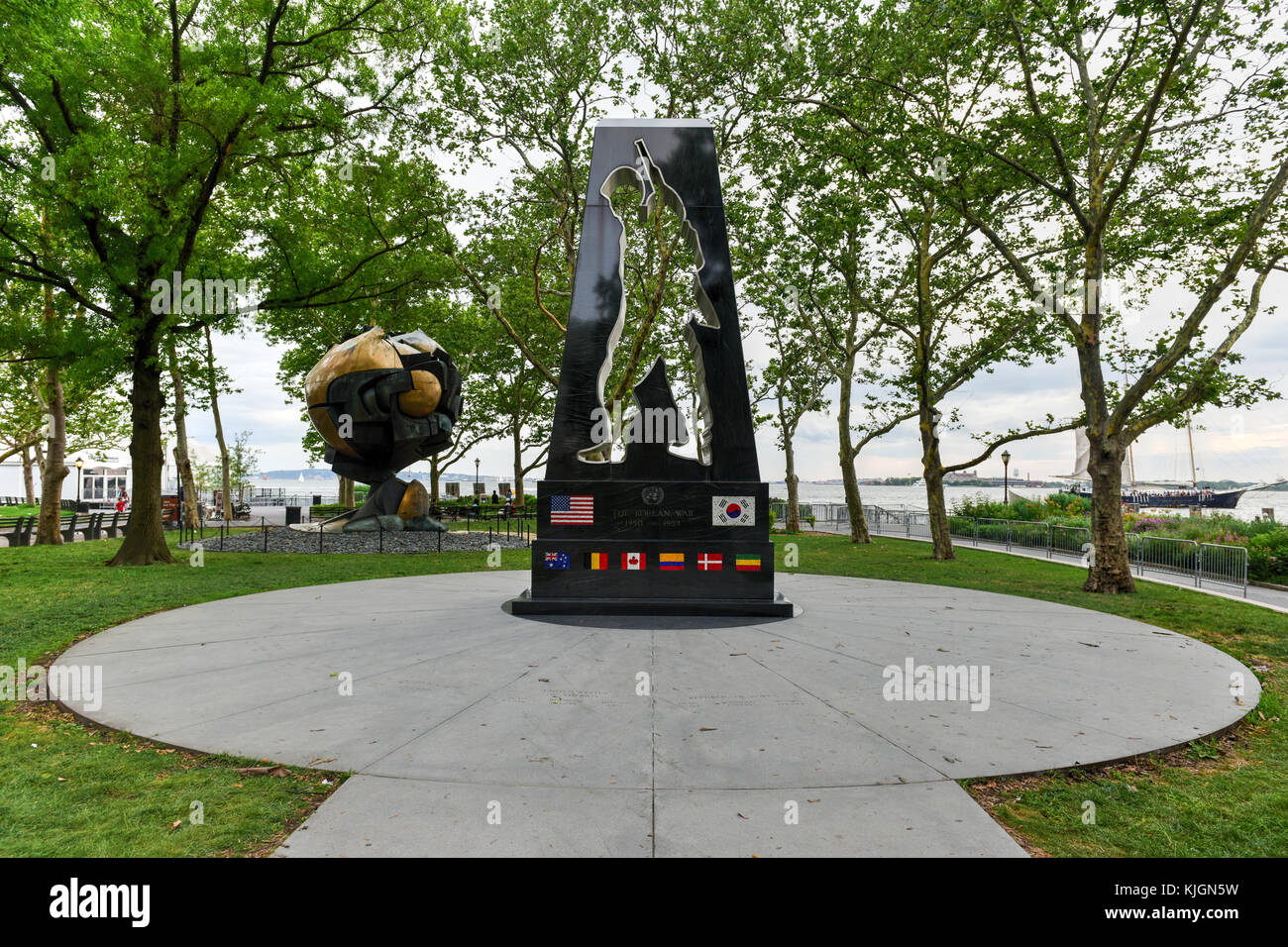 New York New York July 15 2015 The Korean War Memorial In New York