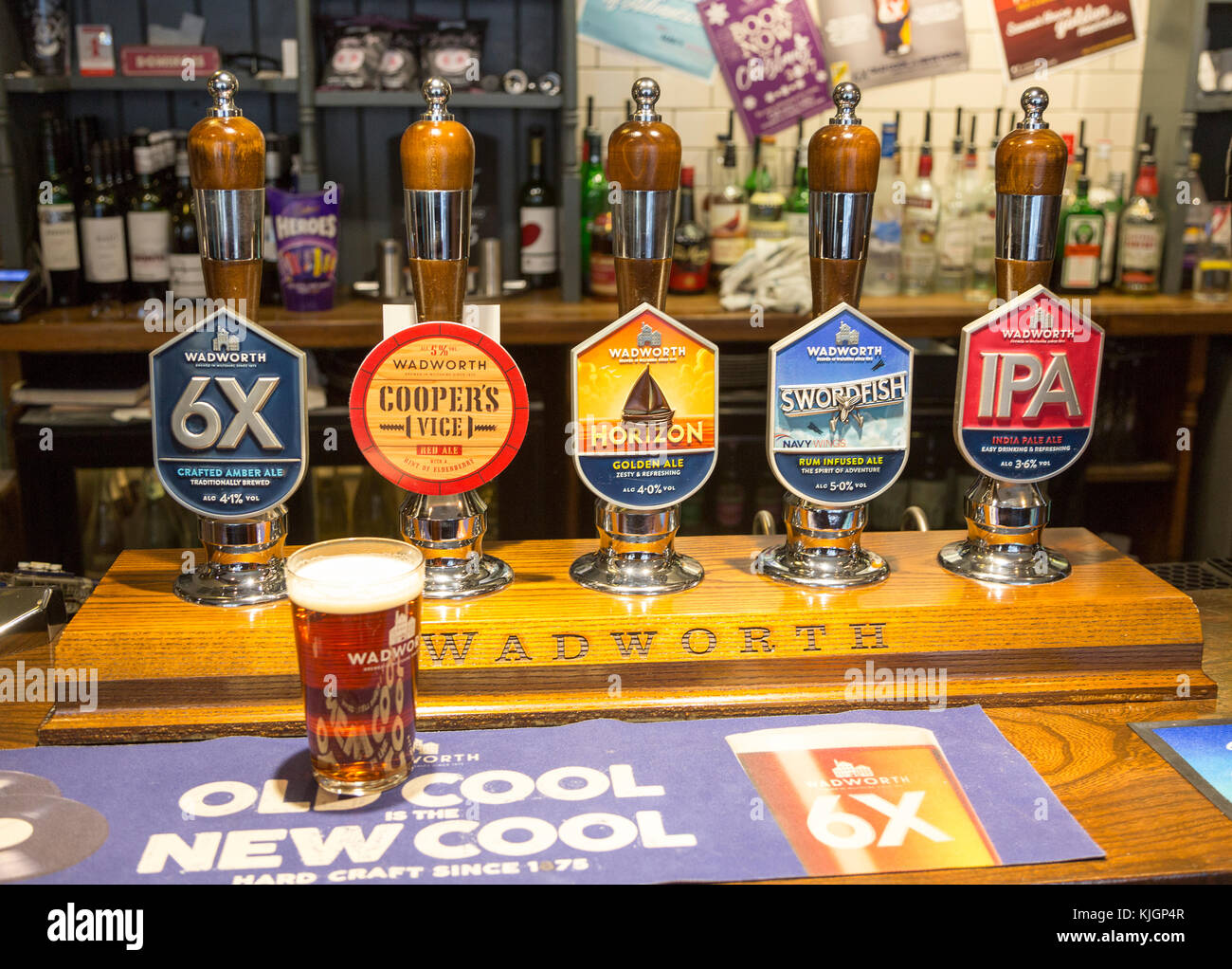 Real Ale Beer Pump Pumps Stock Photos & Real Ale Beer Pump Pumps Stock ...