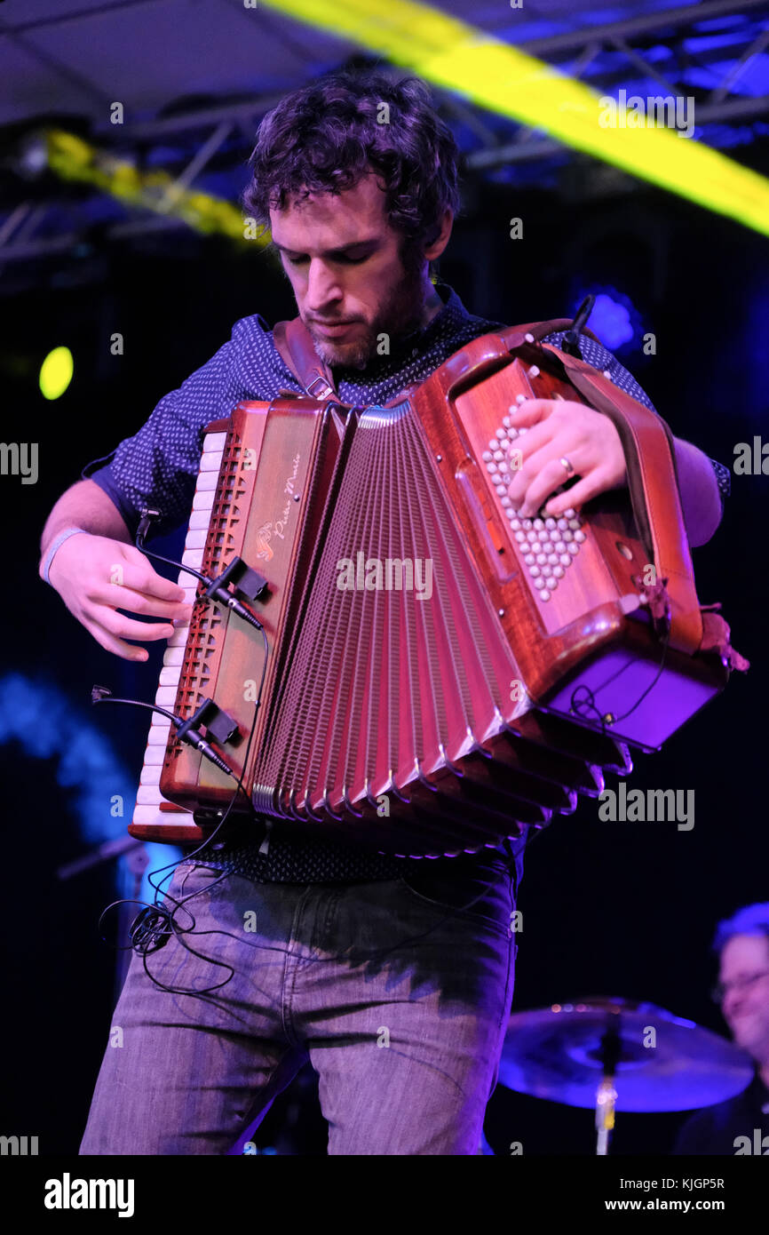 Jamie Smith performing with Jamie Smith's Mabon performing at the ...