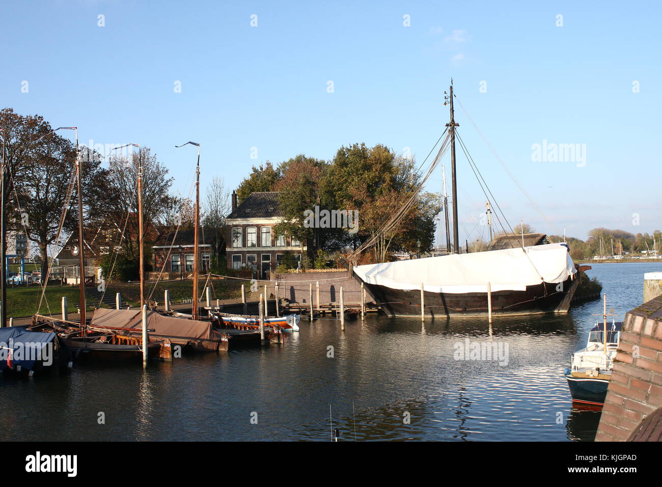 Cog ship hi-res stock photography and images - Alamy