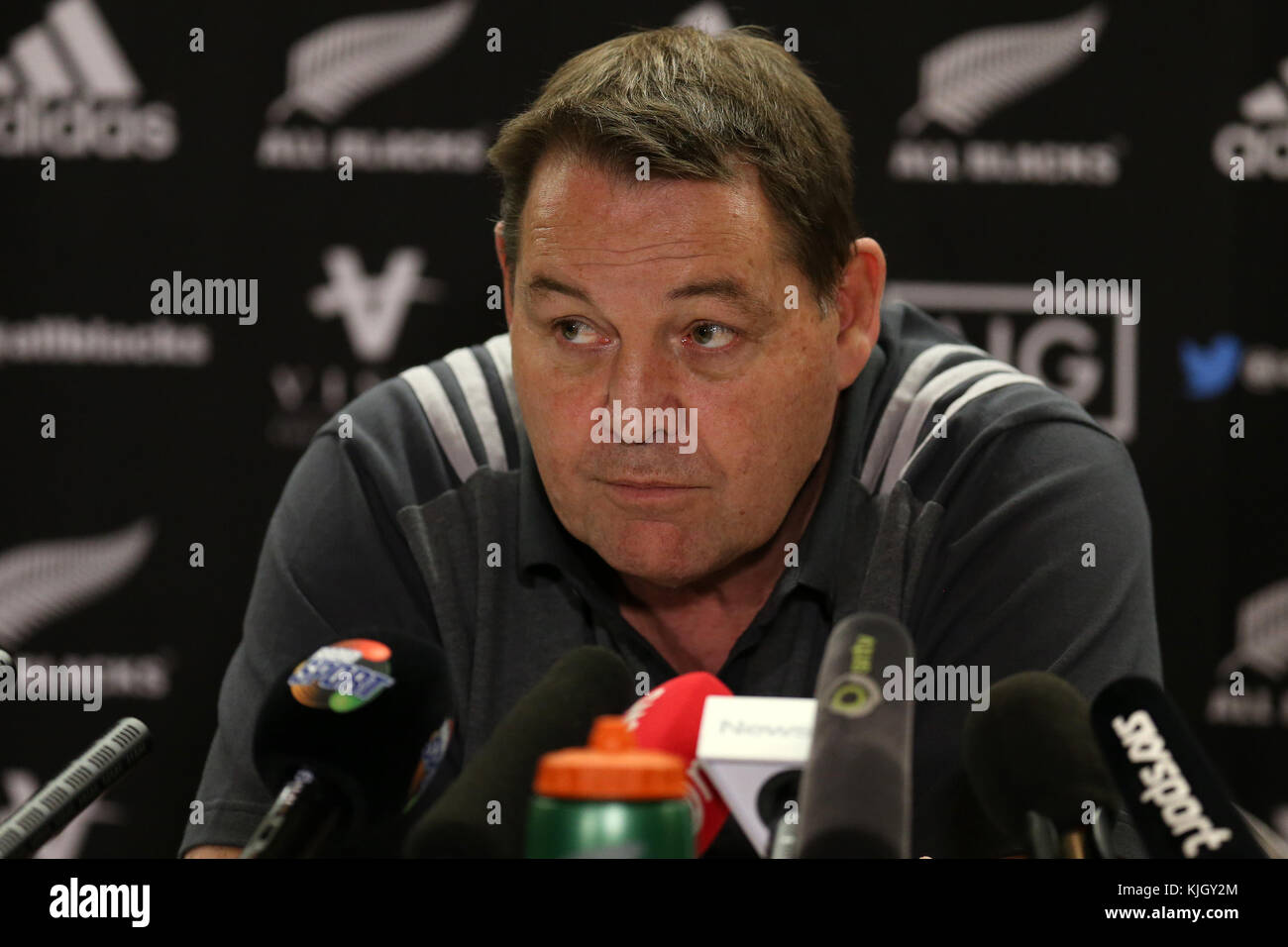 Cardiff, UK. 23rd Nov, 2017. Steve Hansen, the Allblacks rugby team ...