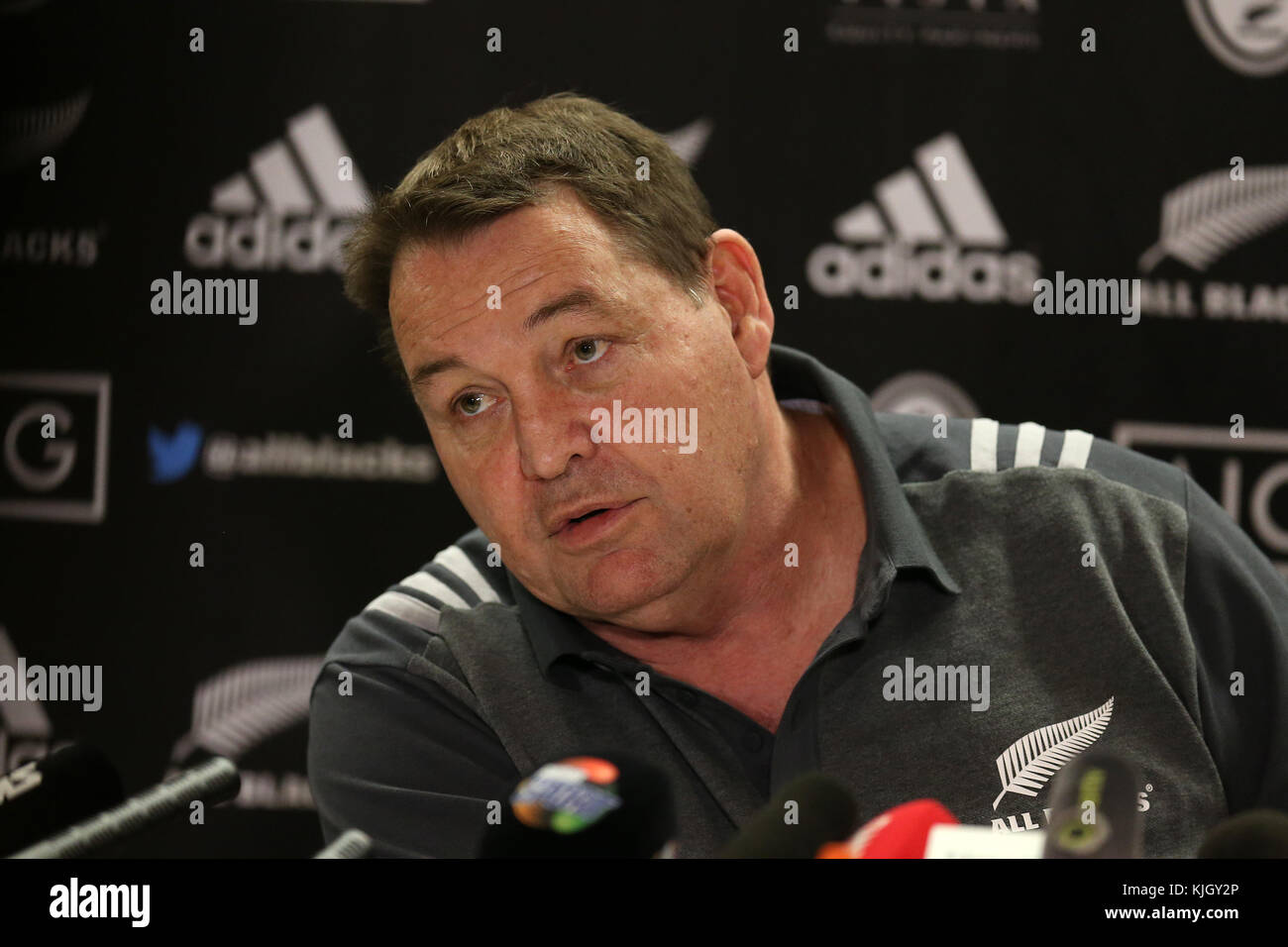 Cardiff, UK. 23rd Nov, 2017. Steve Hansen, the Allblacks rugby team ...