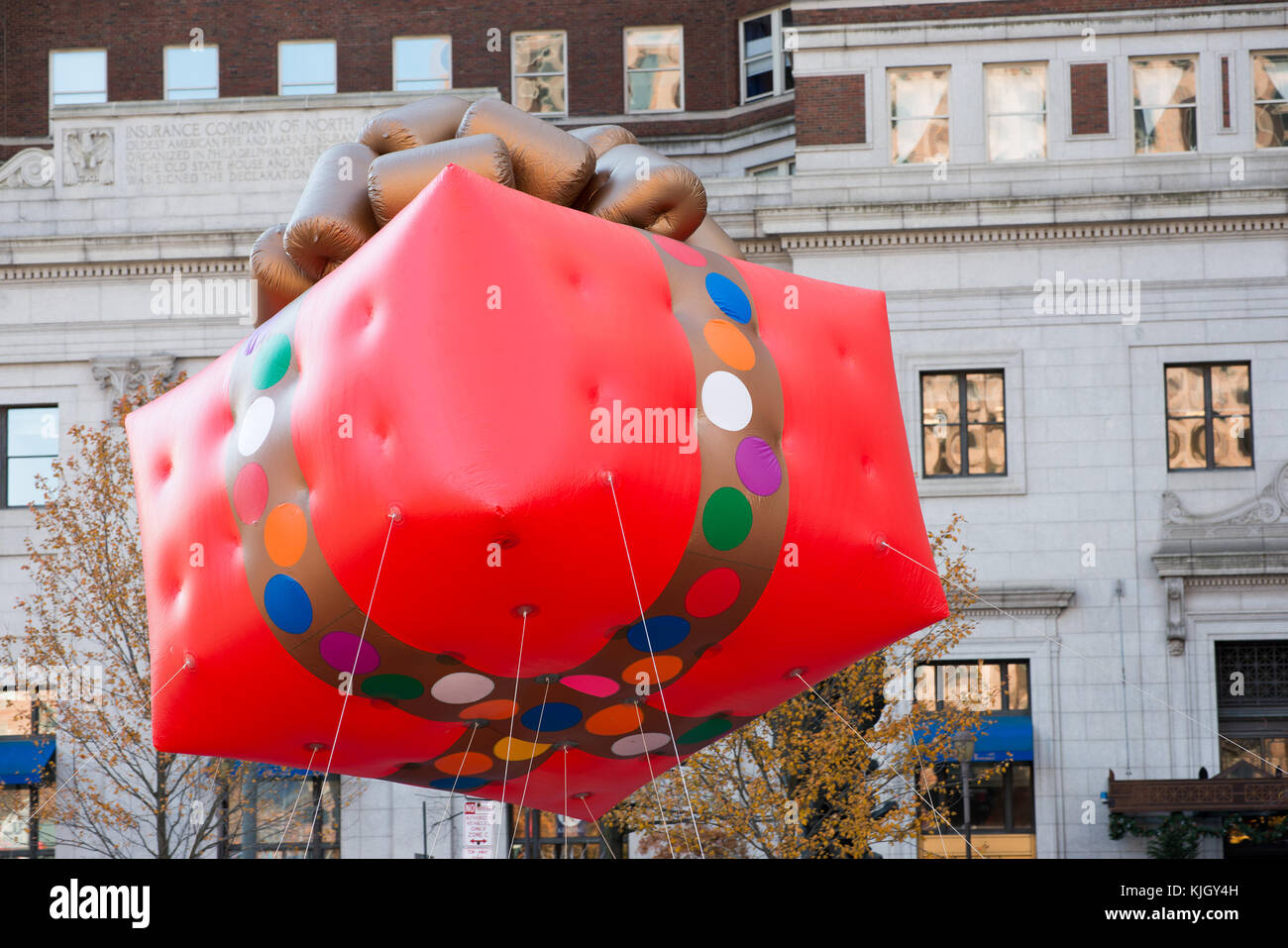Philadelphia thanksgiving parade hi-res stock photography and images ...