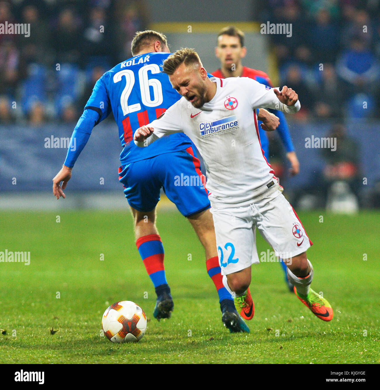 Pilsen, Czech Republic. 23rd Nov, 2017. Daniel Kolar of Victoria, left ...