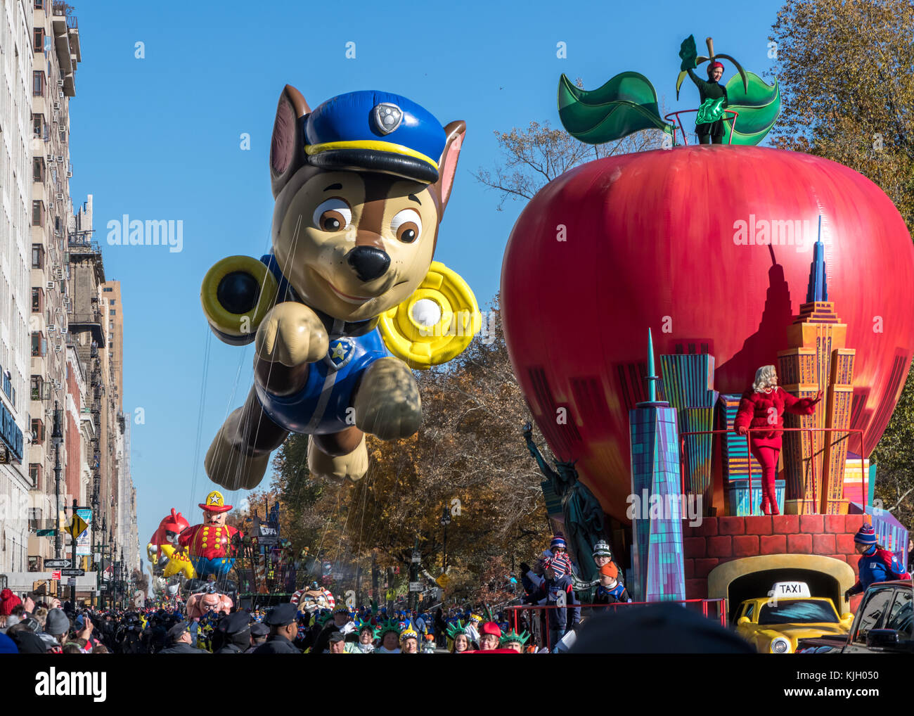 New York, USA. 23rd Nov, 2017. New York, USA, A balloon of the Big ...