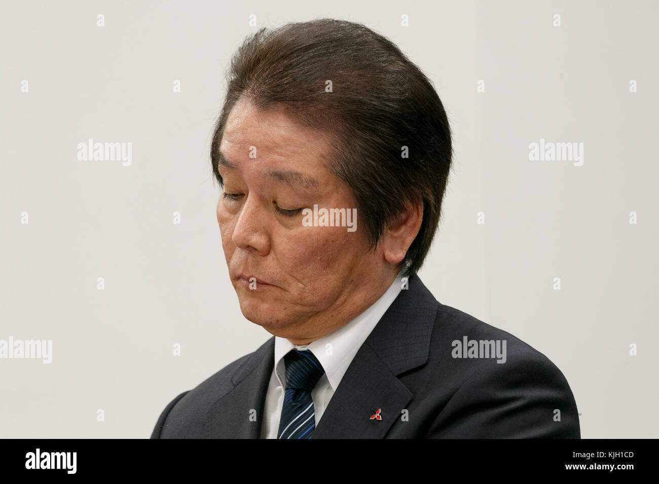 Tokyo, Japan. 24th Nov, 2017. Akira Takeuchi, president of Mitsubishi ...