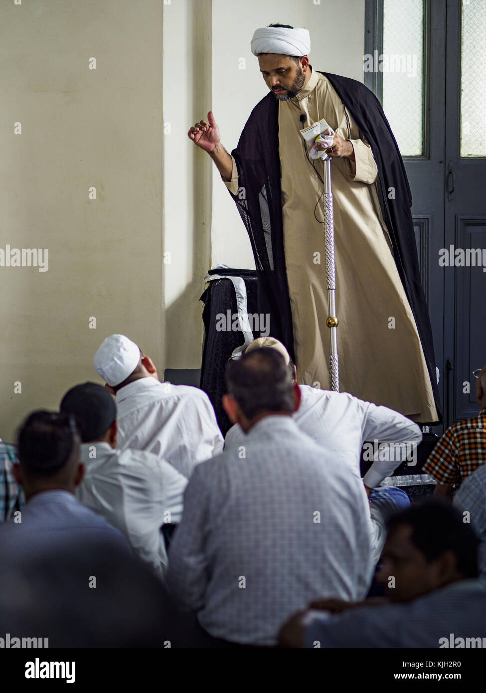 Yangon, Yangon Region, Myanmar. 24th Nov, 2017. An imam preaches during ...