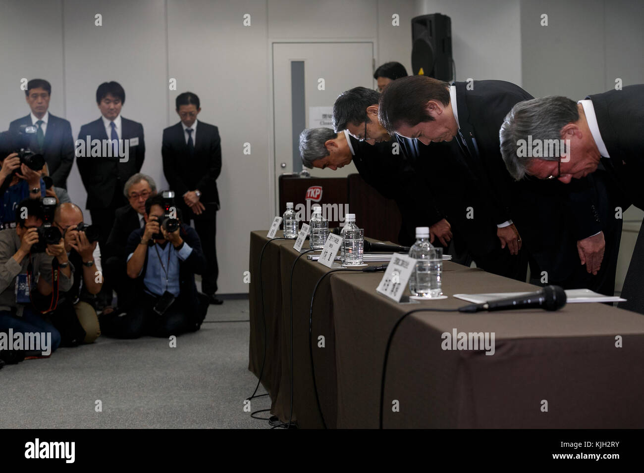 Akira Takeuchi (second from right) president of Mitsubishi Materials ...