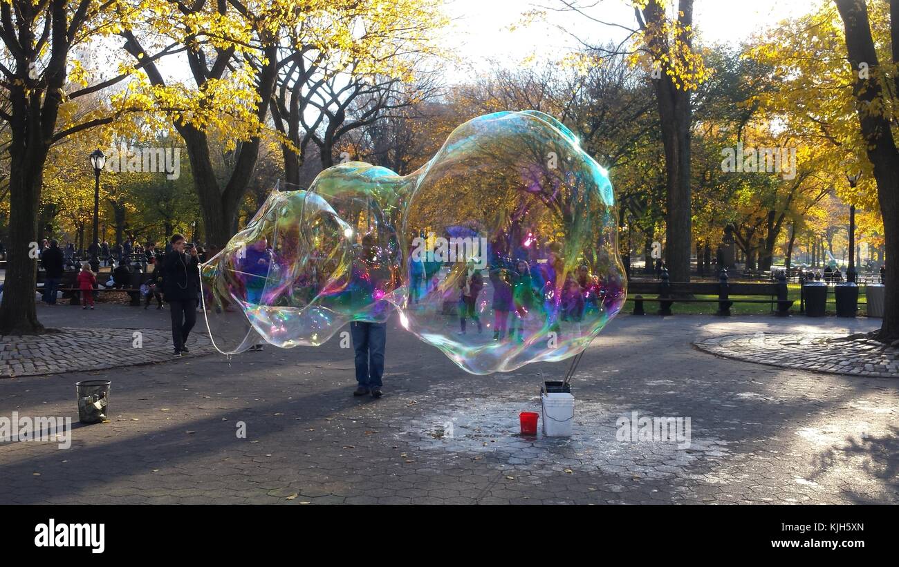 Beautiful Bubbles Mr. Bubble: America's Favorite Bath Time Buddy!