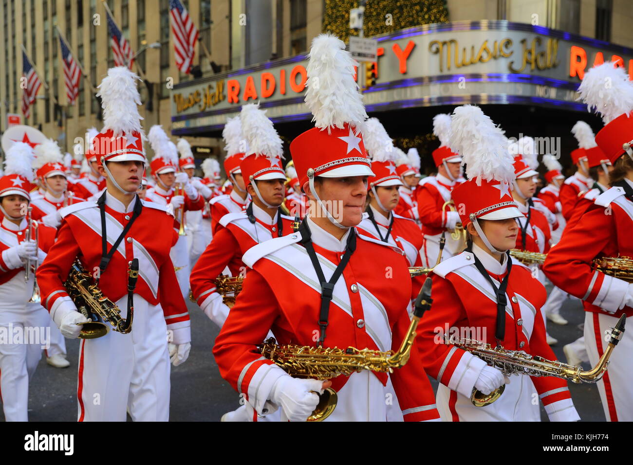 New York, USA. 23rd Nov, 2017. The Macy's Great American Marching Band ...