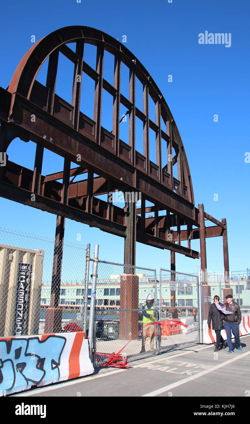 New York, USA. 17th Nov, 2017. The entrance to Pier 54 on the West ...
