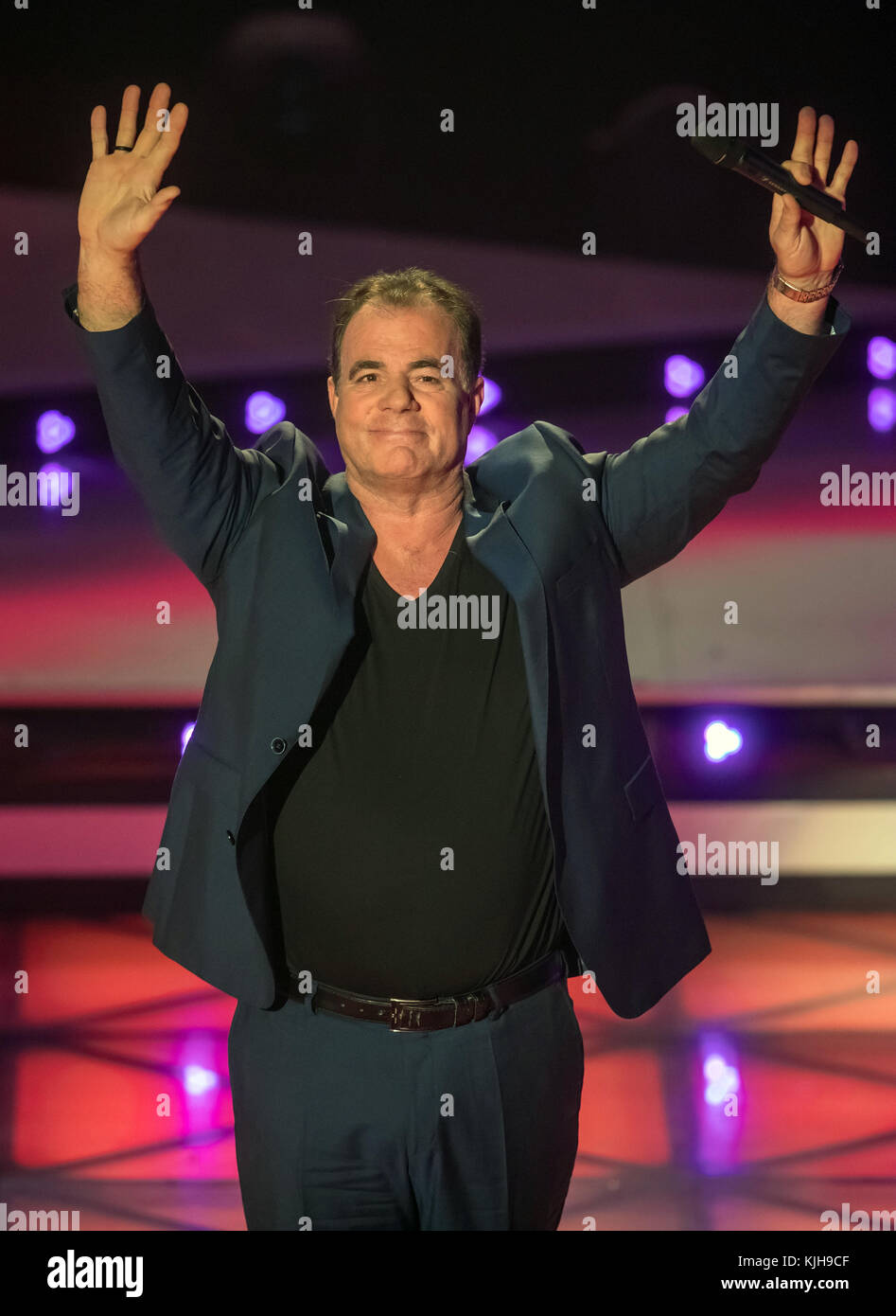 Suhl, Germany. 24th Nov, 2017. Hein Simons (Heintje) performs at the ...