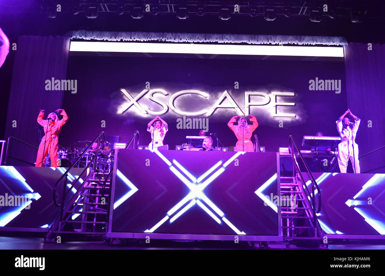 Norfolk, VIRGINIA, USA. 25th Nov, 2017. XSCAPE brings THE GREAT XSCAPE ...