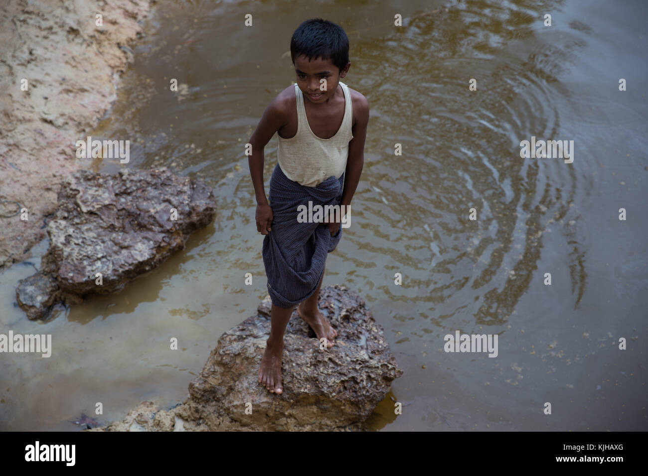 November 23, 2017 - Cox's Bazar, Bangladesh - A young boy stands by the ...