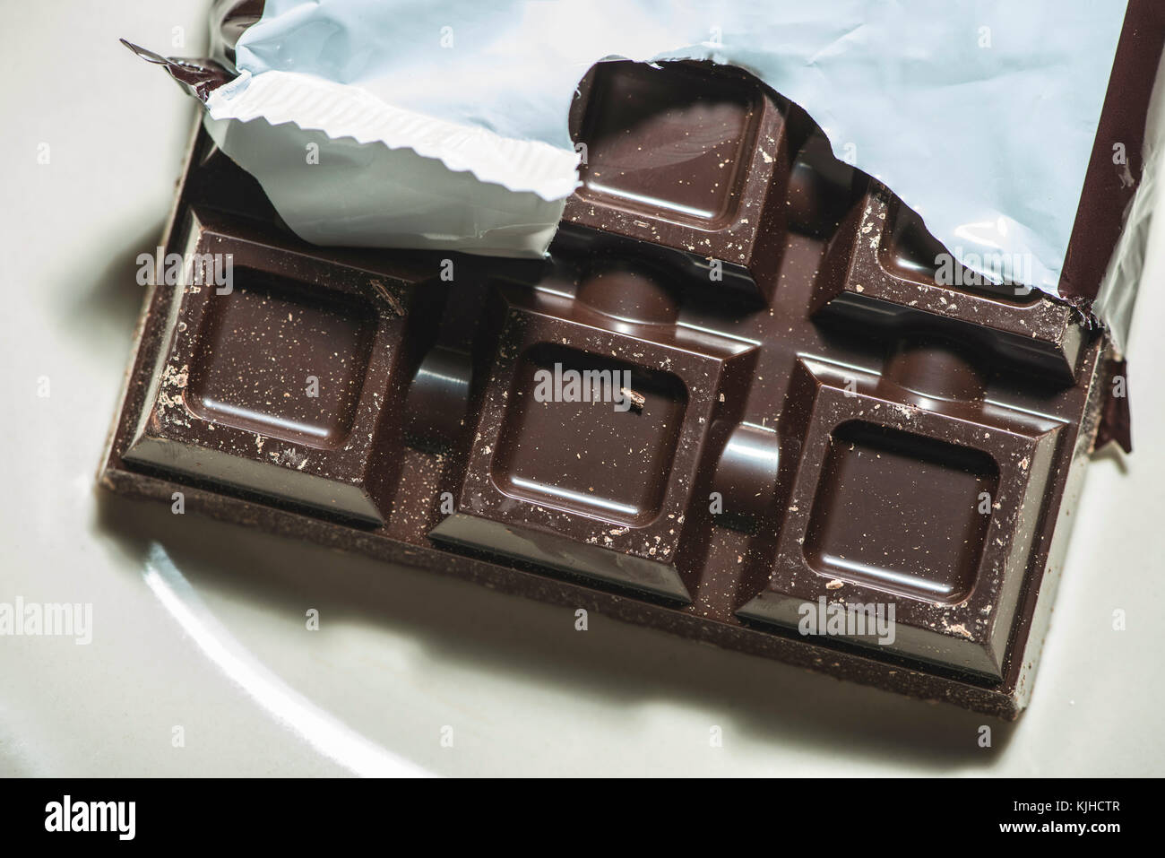 Chocolate block. Dark chocolate. Close up Stock Photo - Alamy