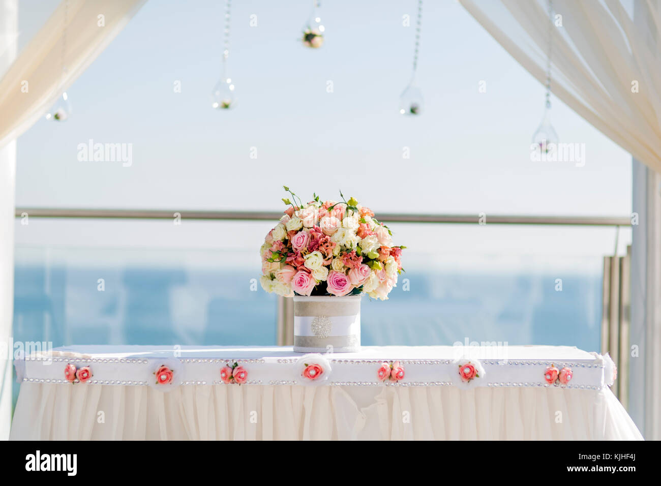 Beautiful luxurious altar decoration on the seaside Stock Photo - Alamy