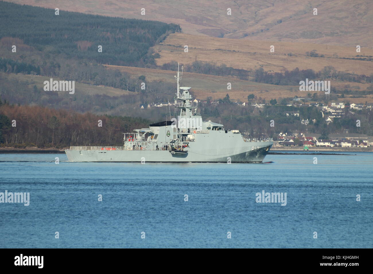 NaPaOc Apa (P121), an Amazonas-class corvette of the Brazilian Navy ...