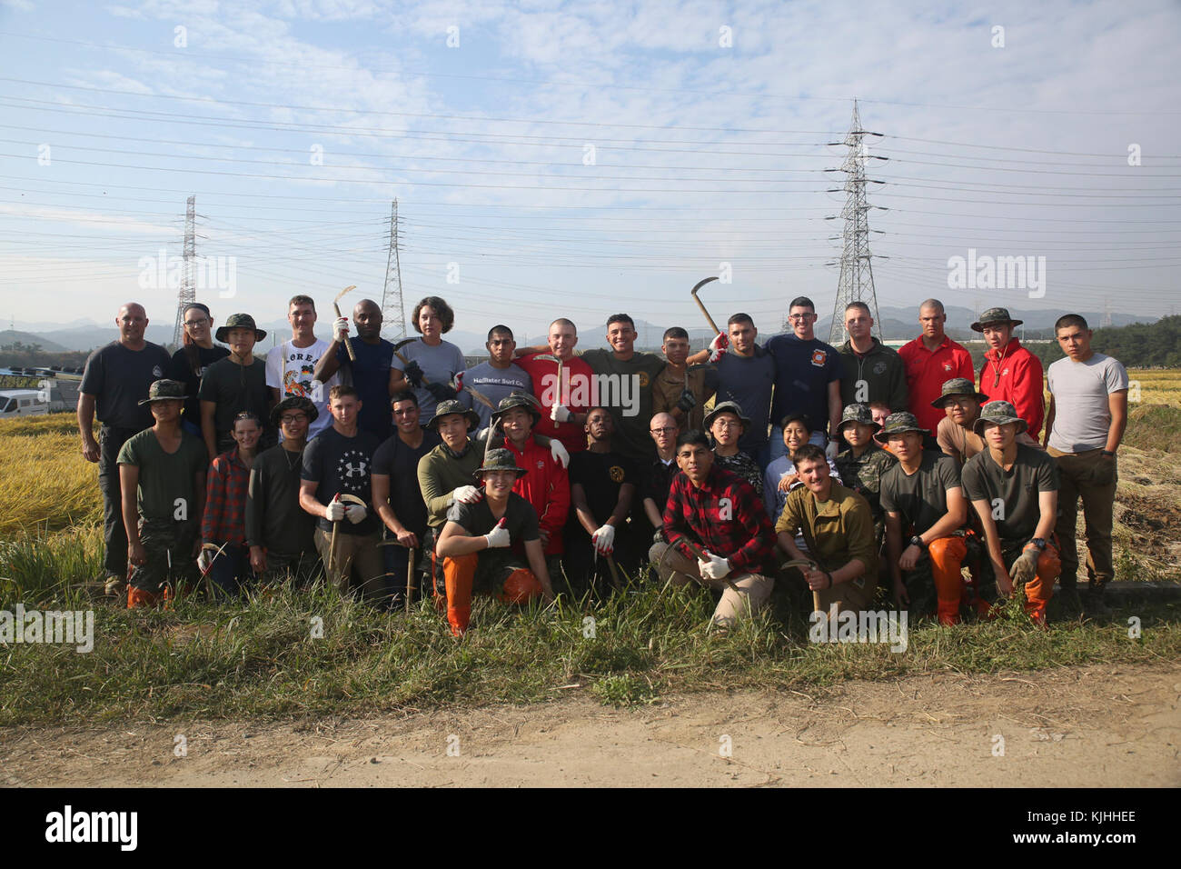 Republic of Korea Marines with the ROK Marine Logistics Group and U.S ...
