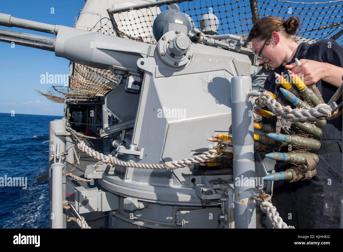 SOUTH CHINA SEA (Nov. 8, 2017) Gunner's Mate 3rd Class Brittany Spicer ...