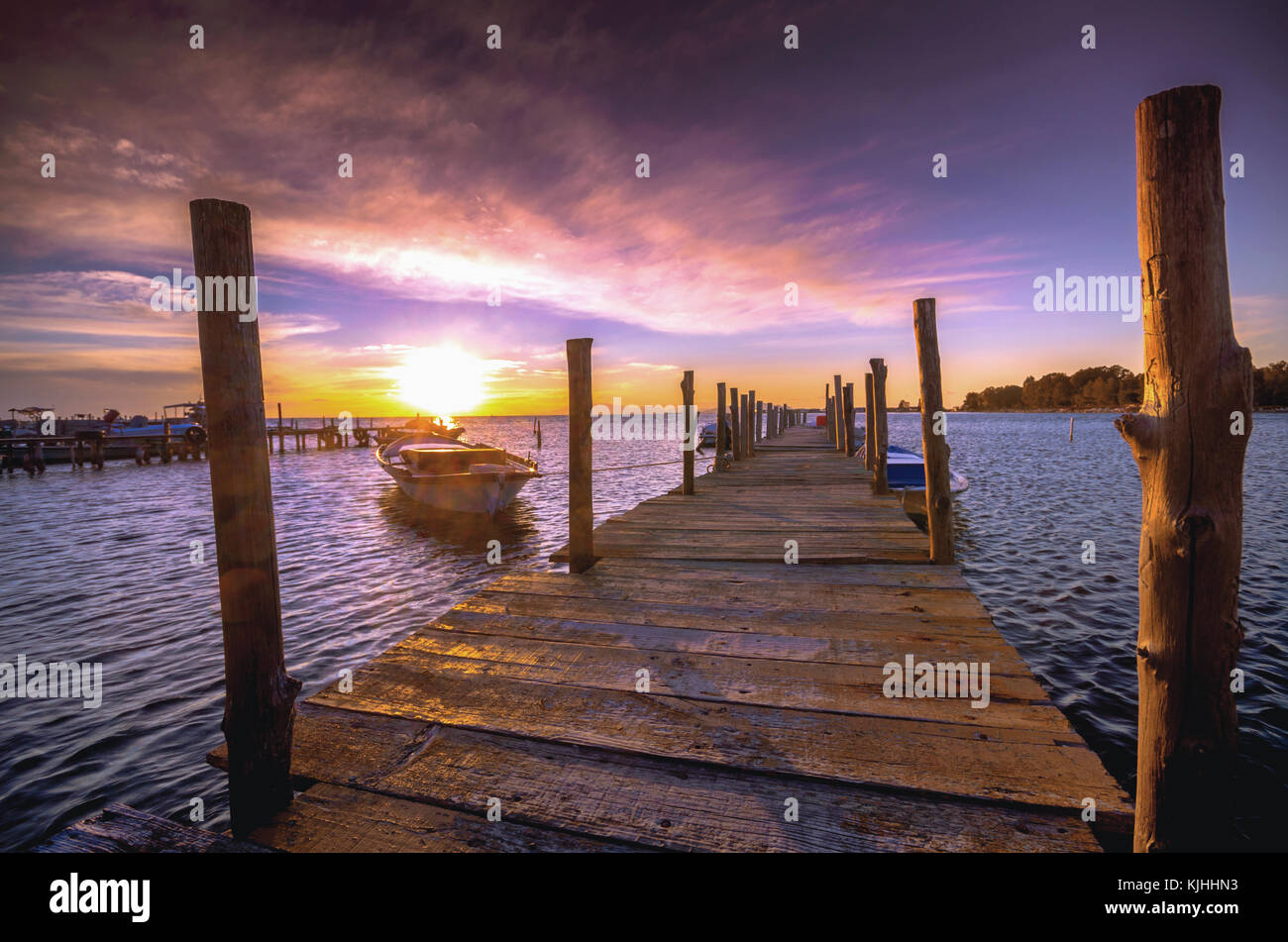 Beautiful sunset greece hi-res stock photography and images - Alamy