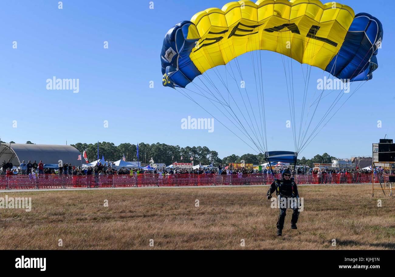 U s navy seal member of the navy parachute team hi-res stock ...