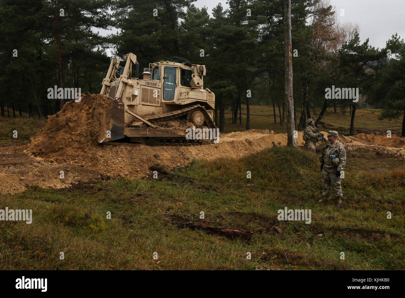 U.S. Soldiers of Bravo Company, 82nd Engineer Battalion, create ...