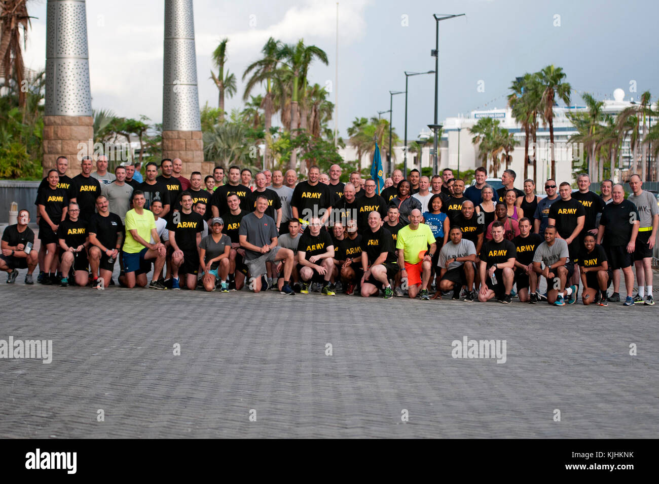 National Guard Soldiers assigned to Joint Task Force Puerto Rico ran ...