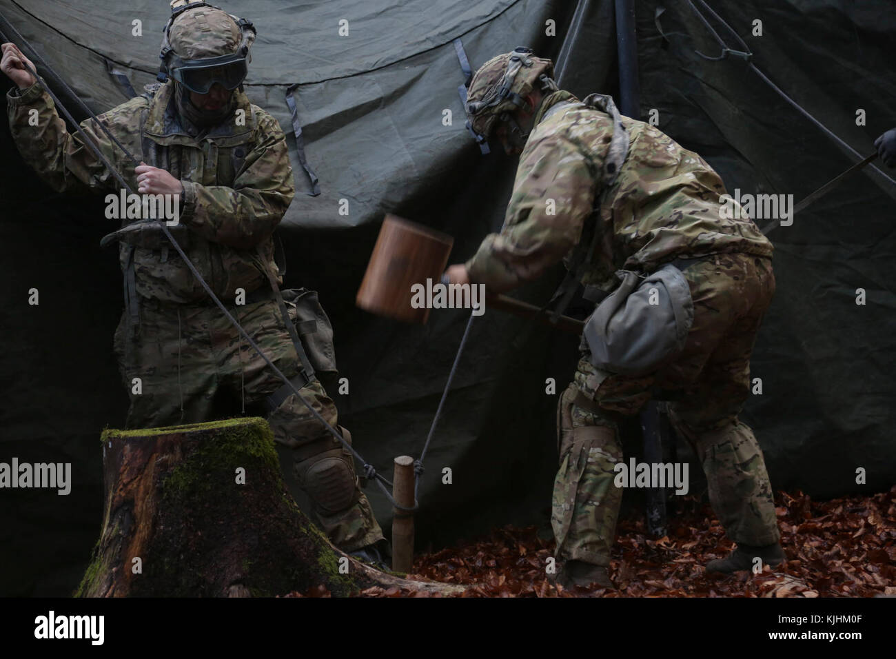 U.S. Soldiers of 2nd Cavalry Regiment Support Squadron assemble a ...