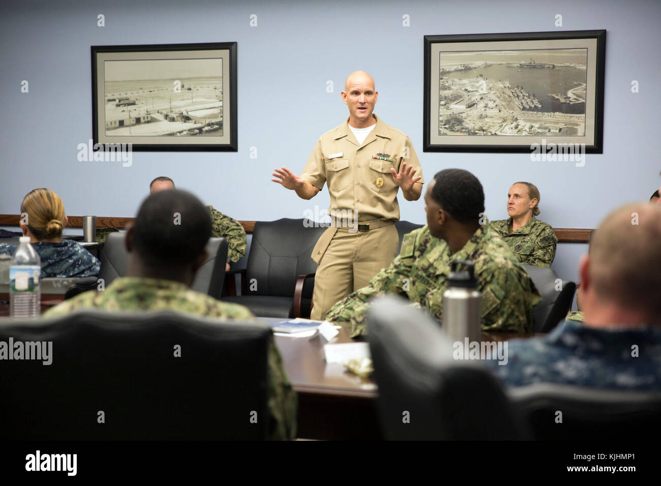 Senior chief and master chief petty officers hi-res stock photography ...