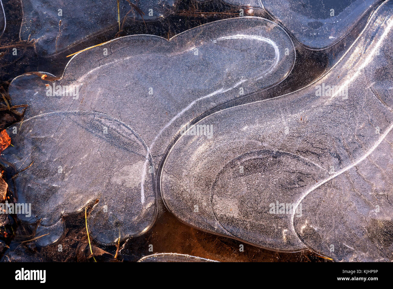 Ice shapes and texture hi-res stock photography and images - Alamy