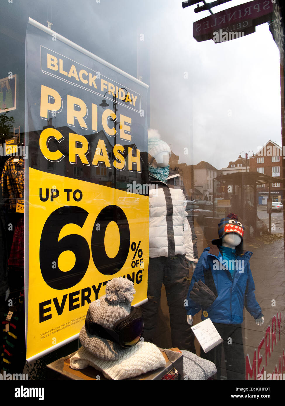 Crash into shopfront hi-res stock photography and images - Alamy