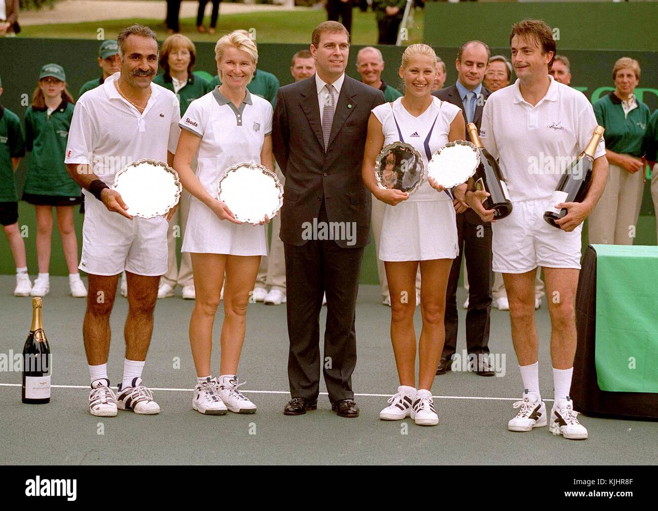 Jana novotna buckingham palace hi-res stock photography and images - Alamy