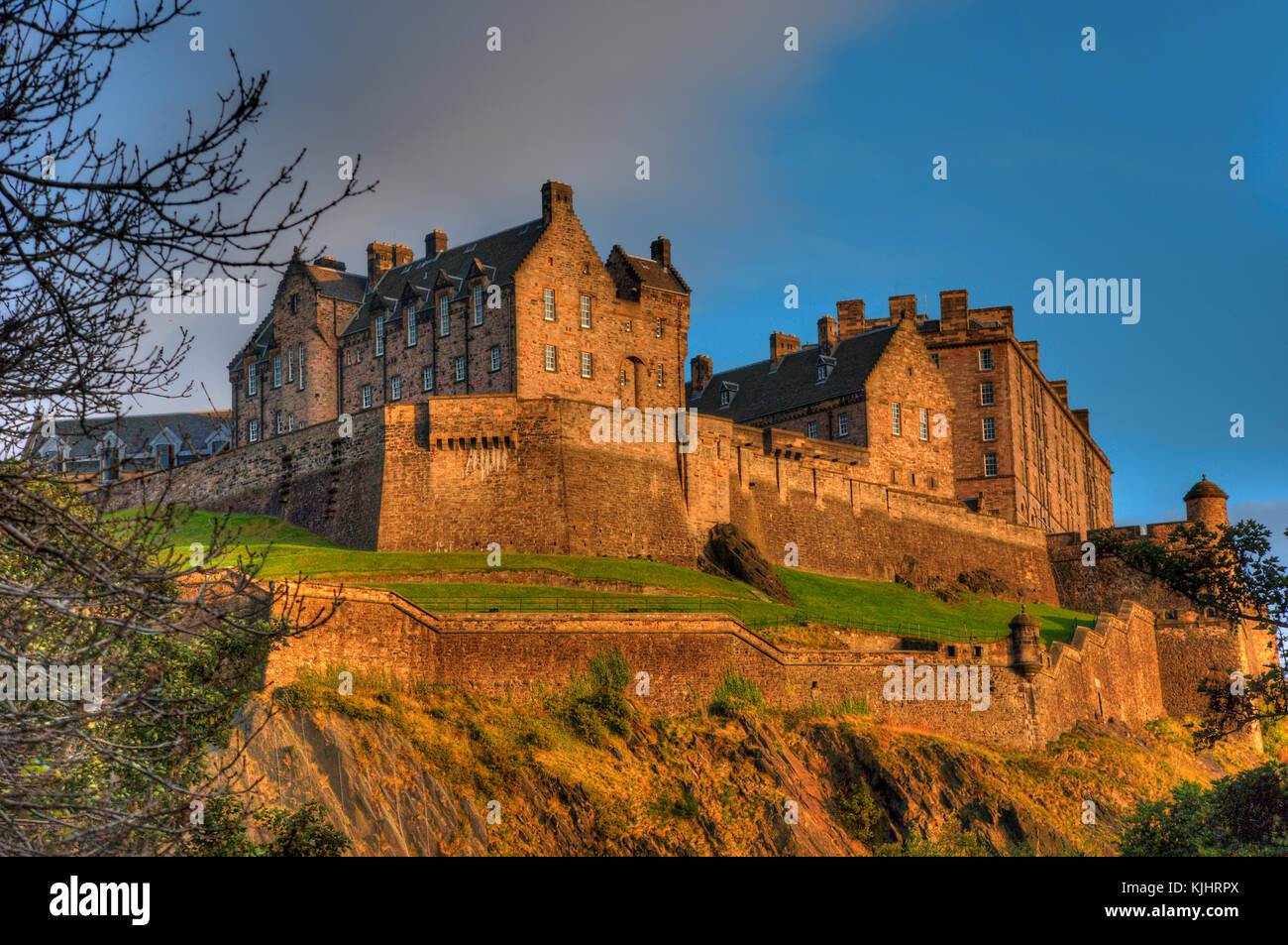 Scottish castles hi-res stock photography and images - Alamy