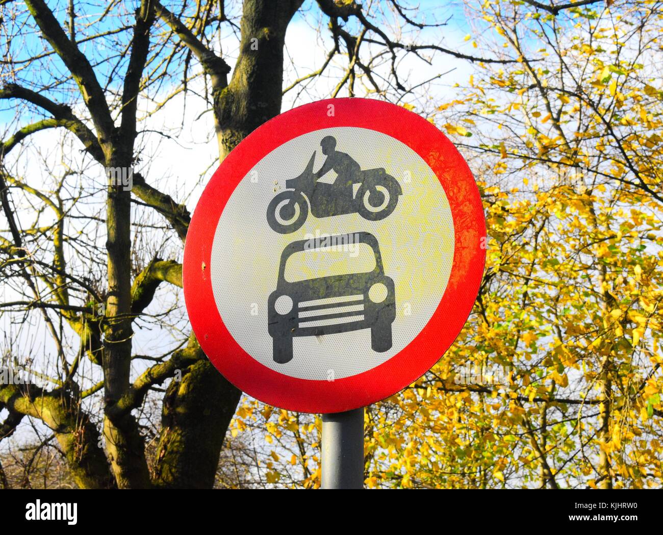 British road sign hi-res stock photography and images - Alamy