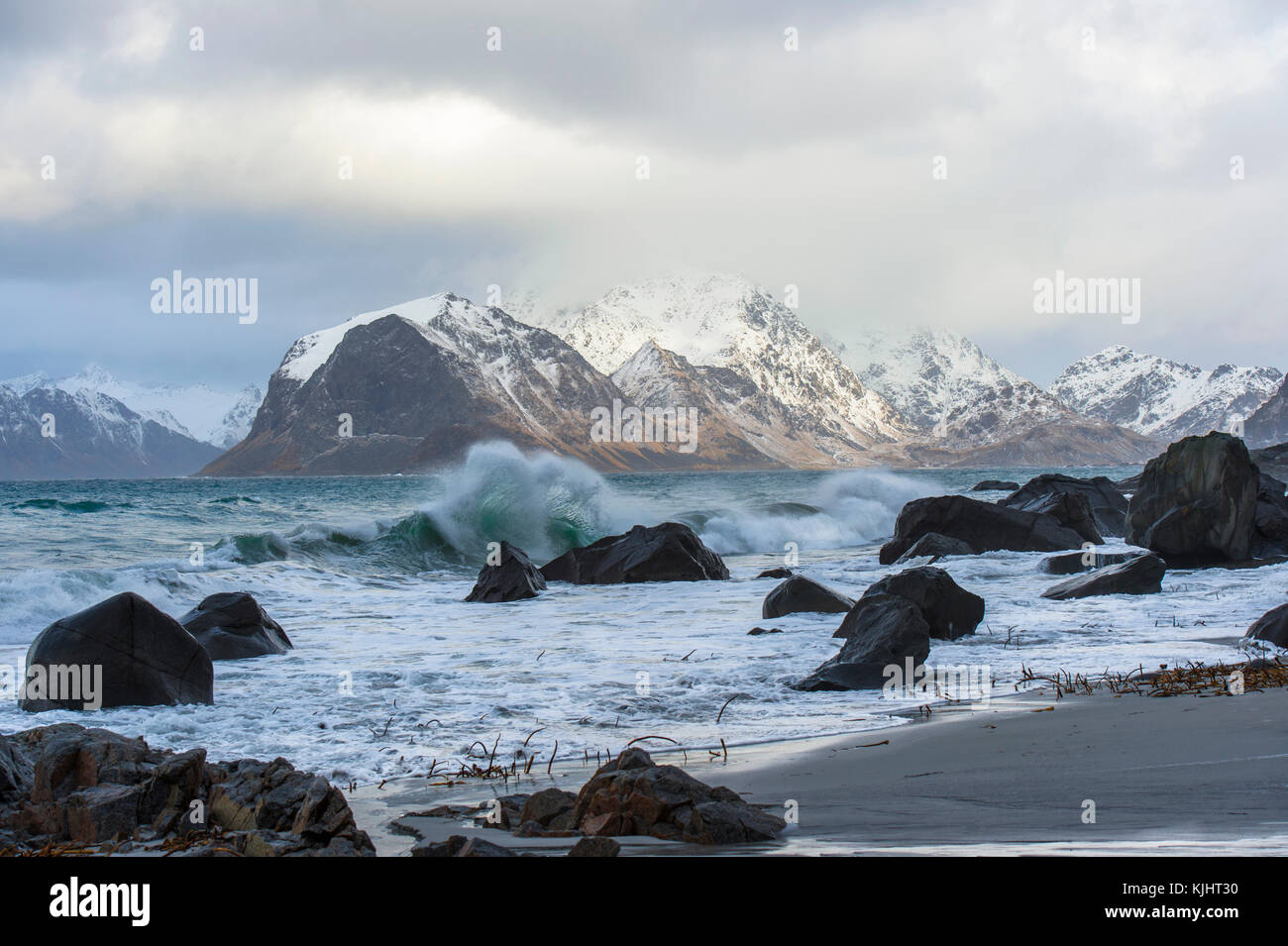 Chilly and windy hi-res stock photography and images - Alamy