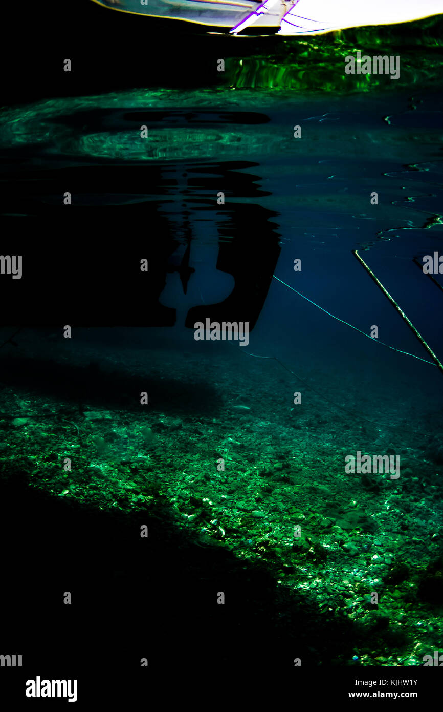Dark sea green hi-res stock photography and images - Alamy