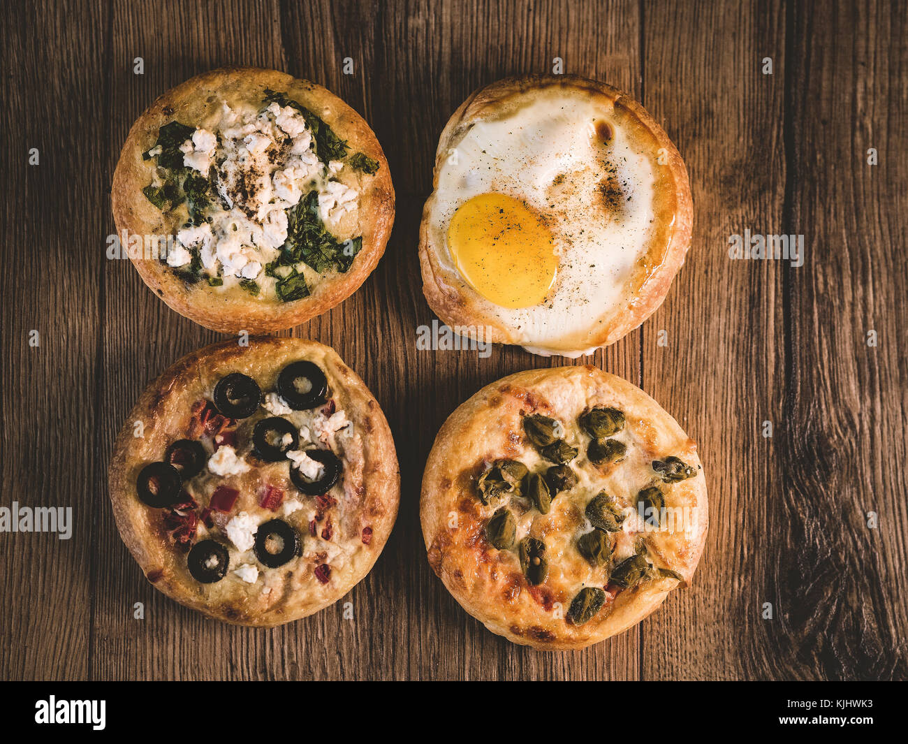 Pizzettes hi-res stock photography and images - Alamy