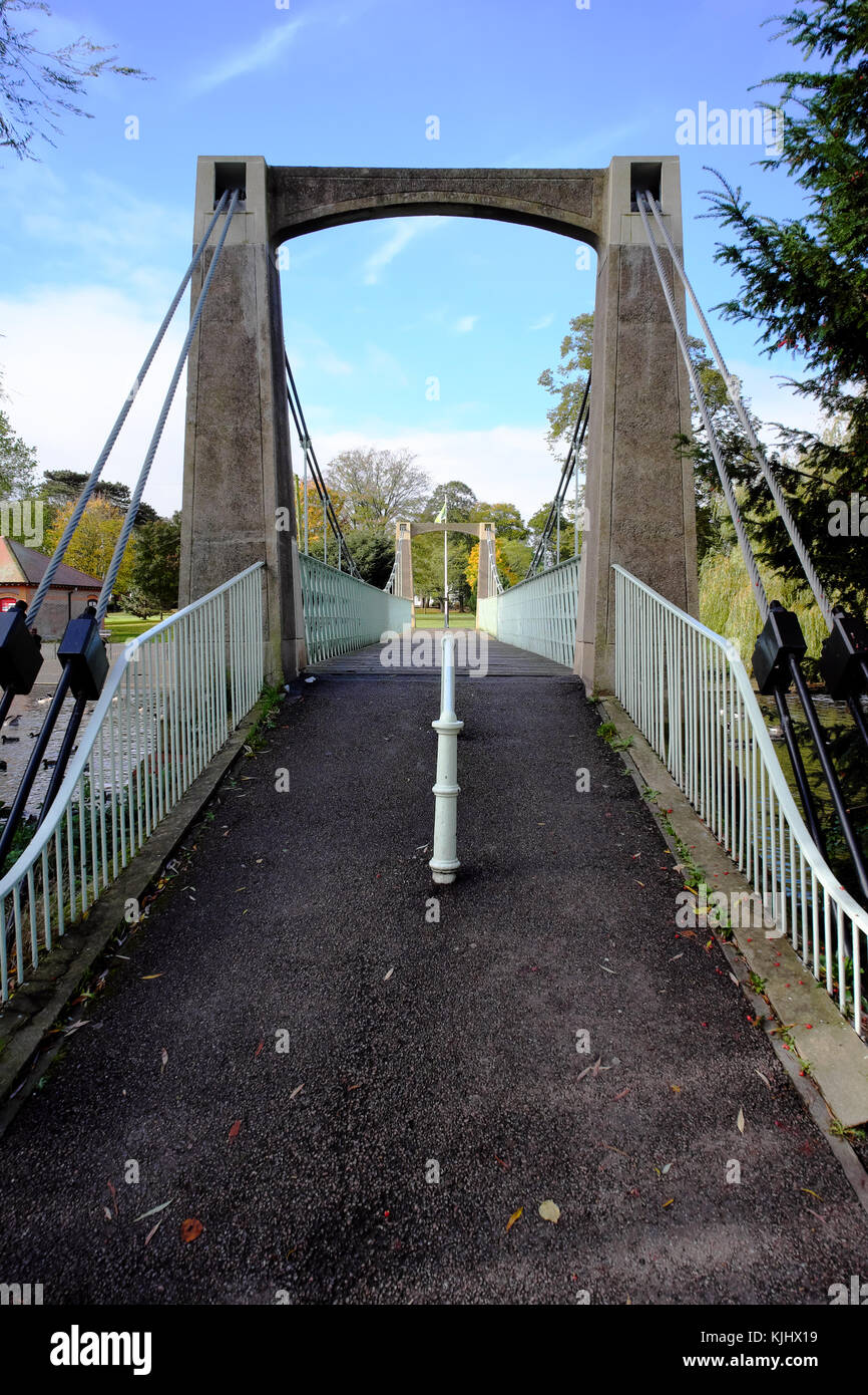 Wardown park bridge hi-res stock photography and images - Alamy