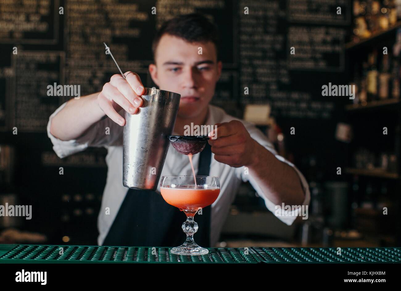 Barman preparing a cocktail Stock Photo - Alamy