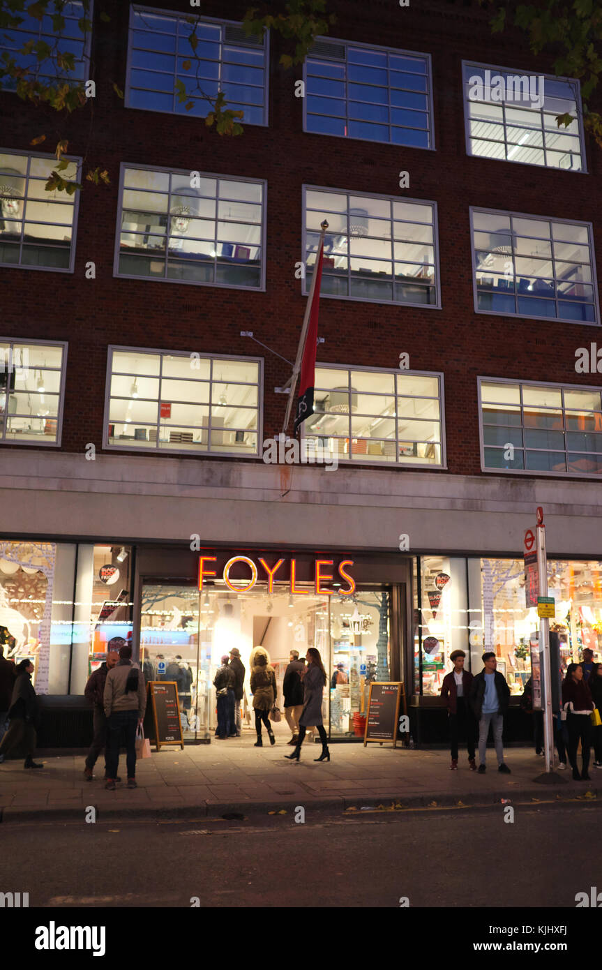 Retail bookshop foyles hi-res stock photography and images - Alamy