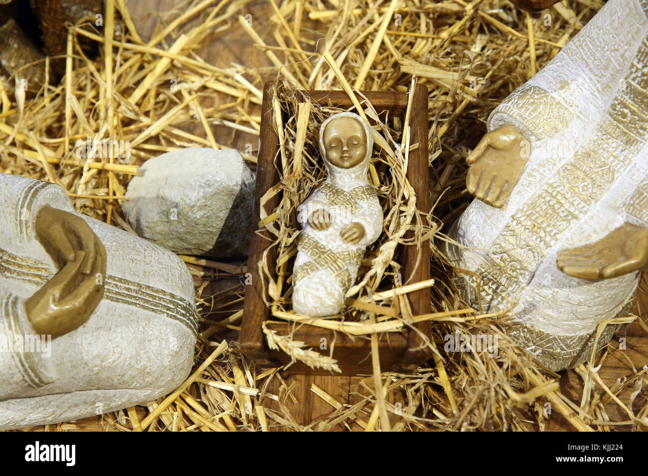 Baby jesus crib hi-res stock photography and images - Alamy