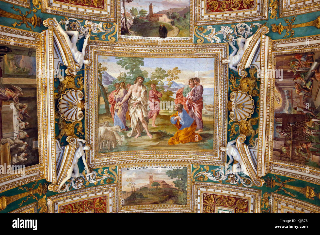 Vatican museums, Rome. Frescoes on the ceiling of the gallery of maps. Italy Stock Photo - Alamy