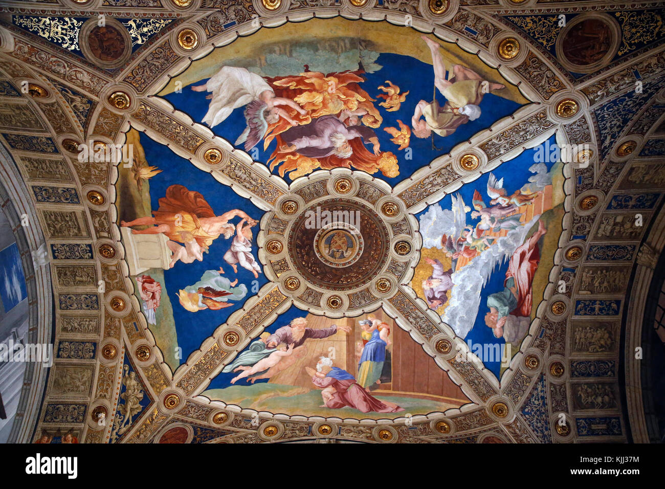 Room of heliodorus vatican museum museums hi-res stock photography and ...