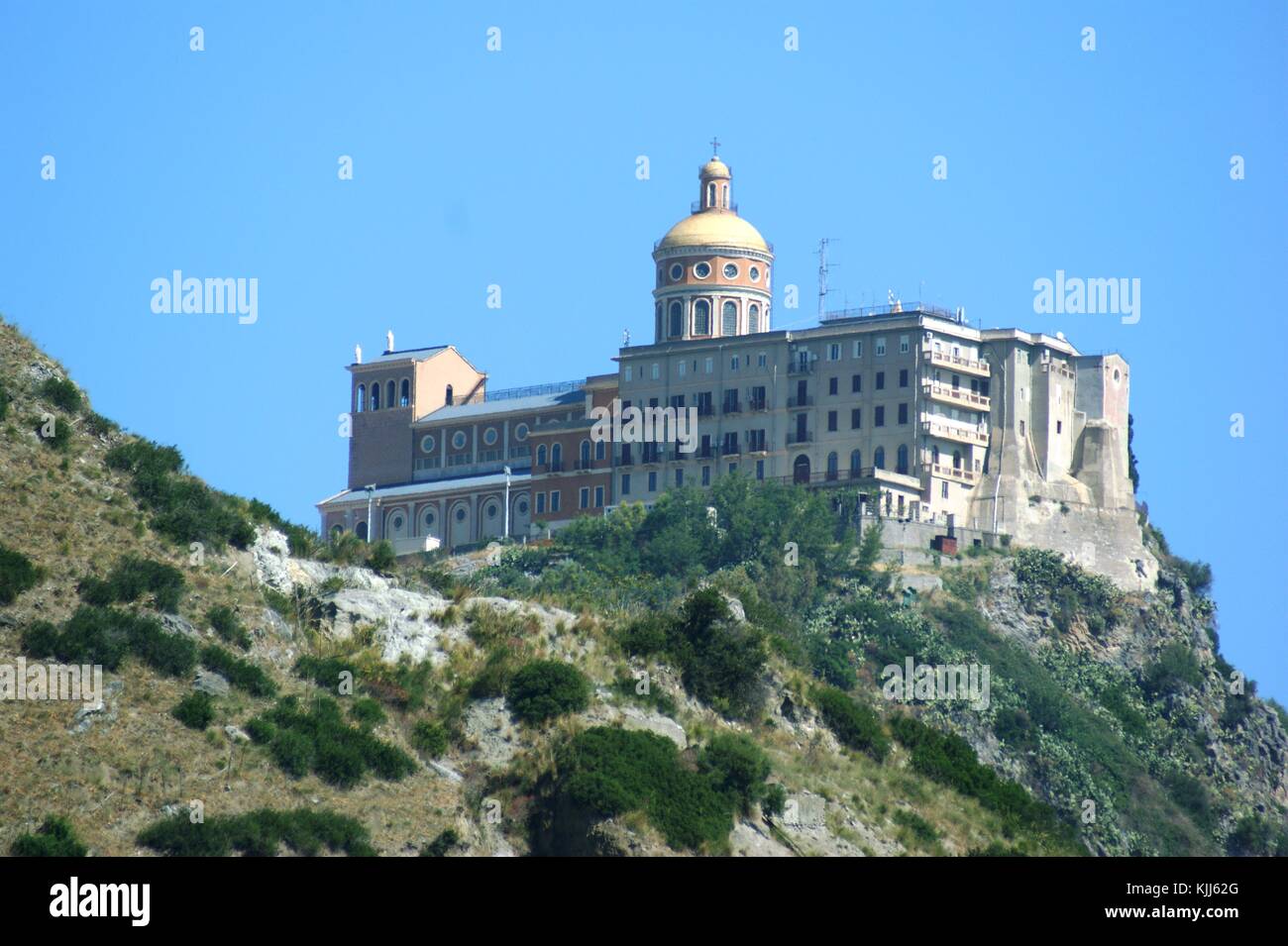 Hilltop monastery hi-res stock photography and images - Alamy