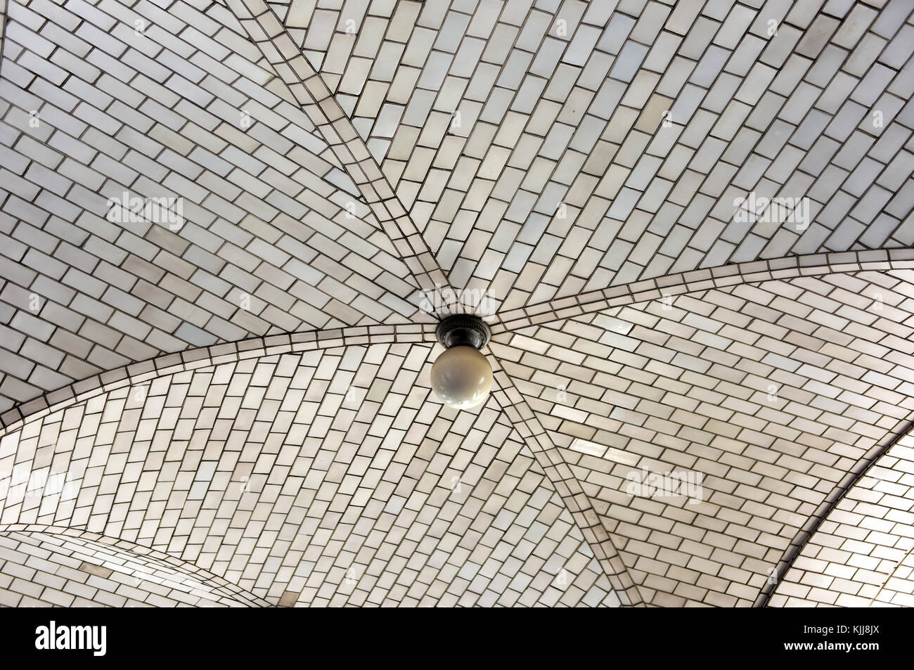 Guastavino tile ceiling lower manhattan hi-res stock photography and ...