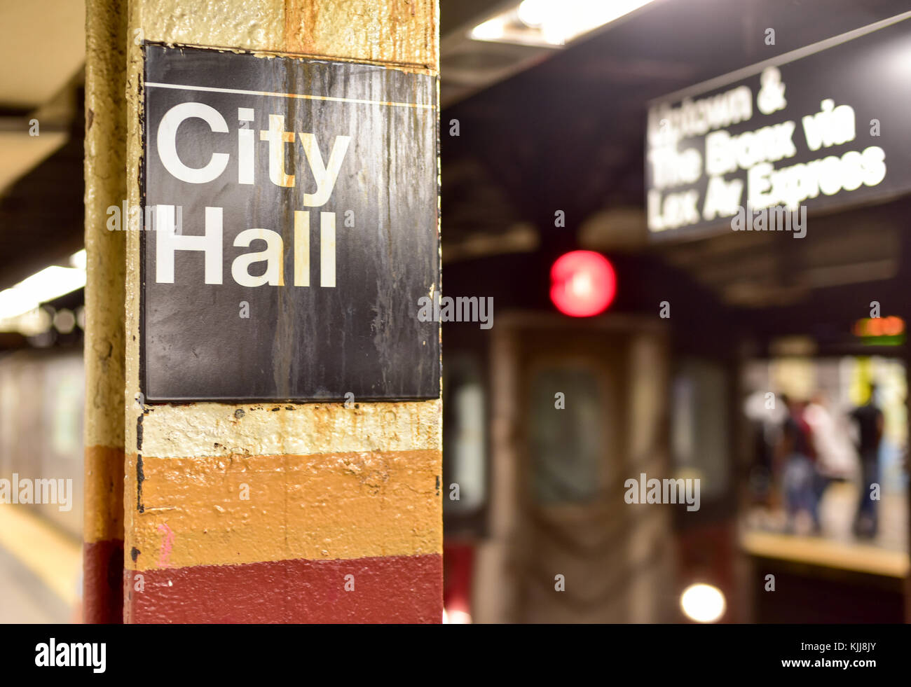 New York, USA - May 30, 2015: Brooklyn Bridge City Hall Subway Station ...